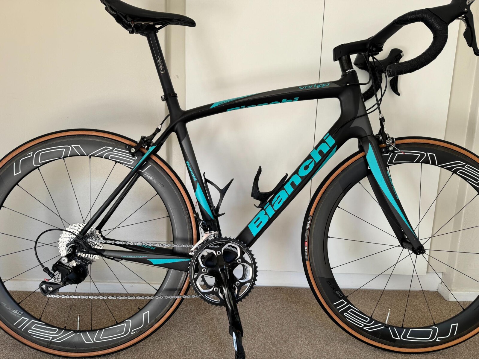 Bianchi Vertigo | Road Bikes | Bike Hub