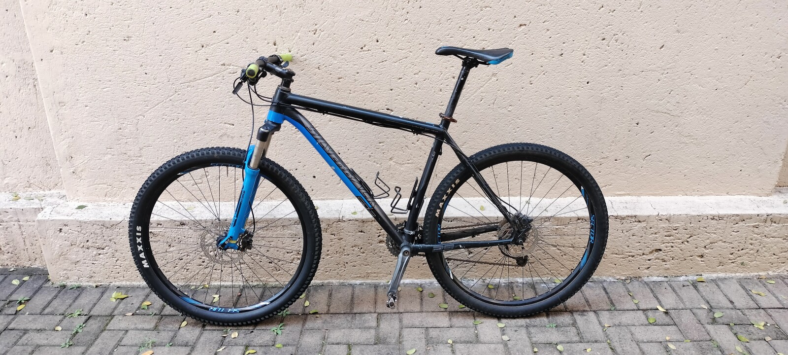 Silverback Sola 4 XL 29er | Hardtail Mountain Bikes | Bike Hub