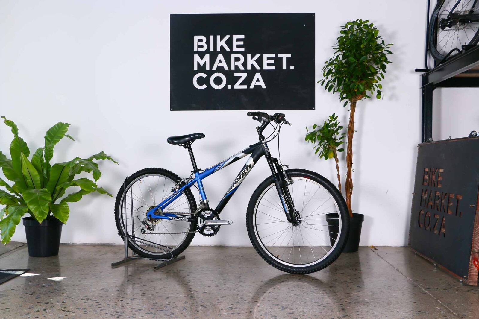 Pre-Owned Raleigh Adventure (XS) BM9530 (2007) | Hardtail Mountain ...