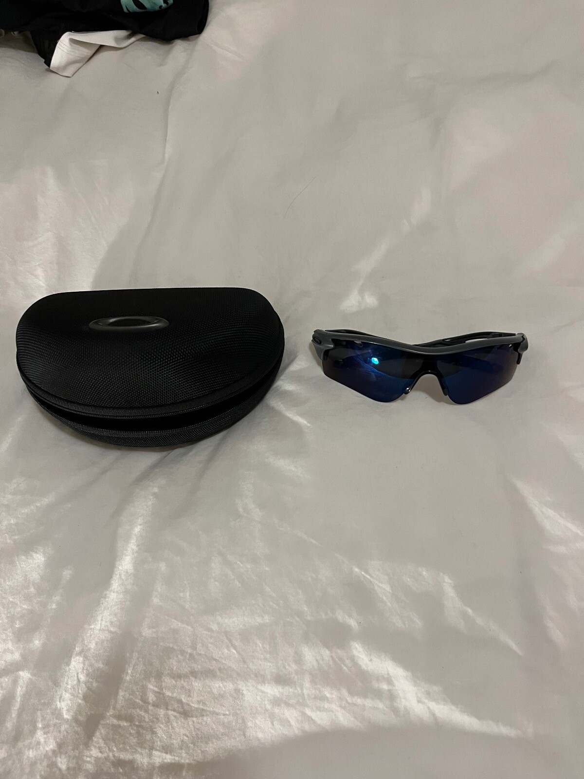 Oakley Radarlock Path | Eyewear | Bike Hub