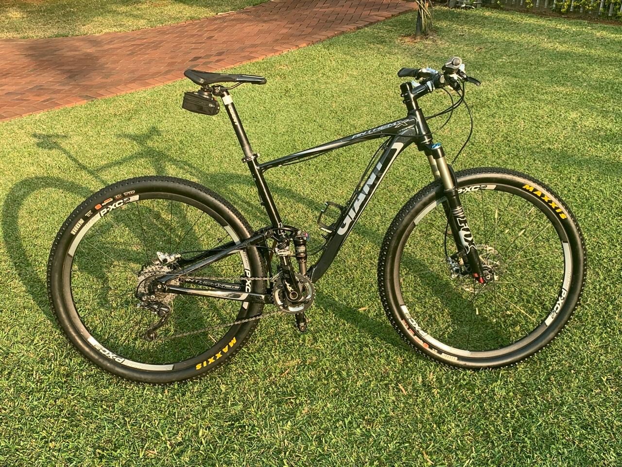 Giant Anthem X 29er | Dual Suspension Mountain Bikes | Bike Hub