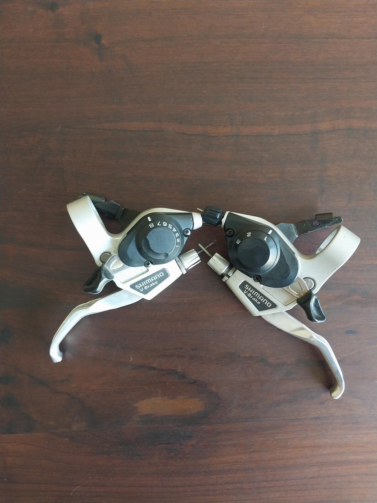 Integrated breaks and shifters | Shifters | Bike Hub