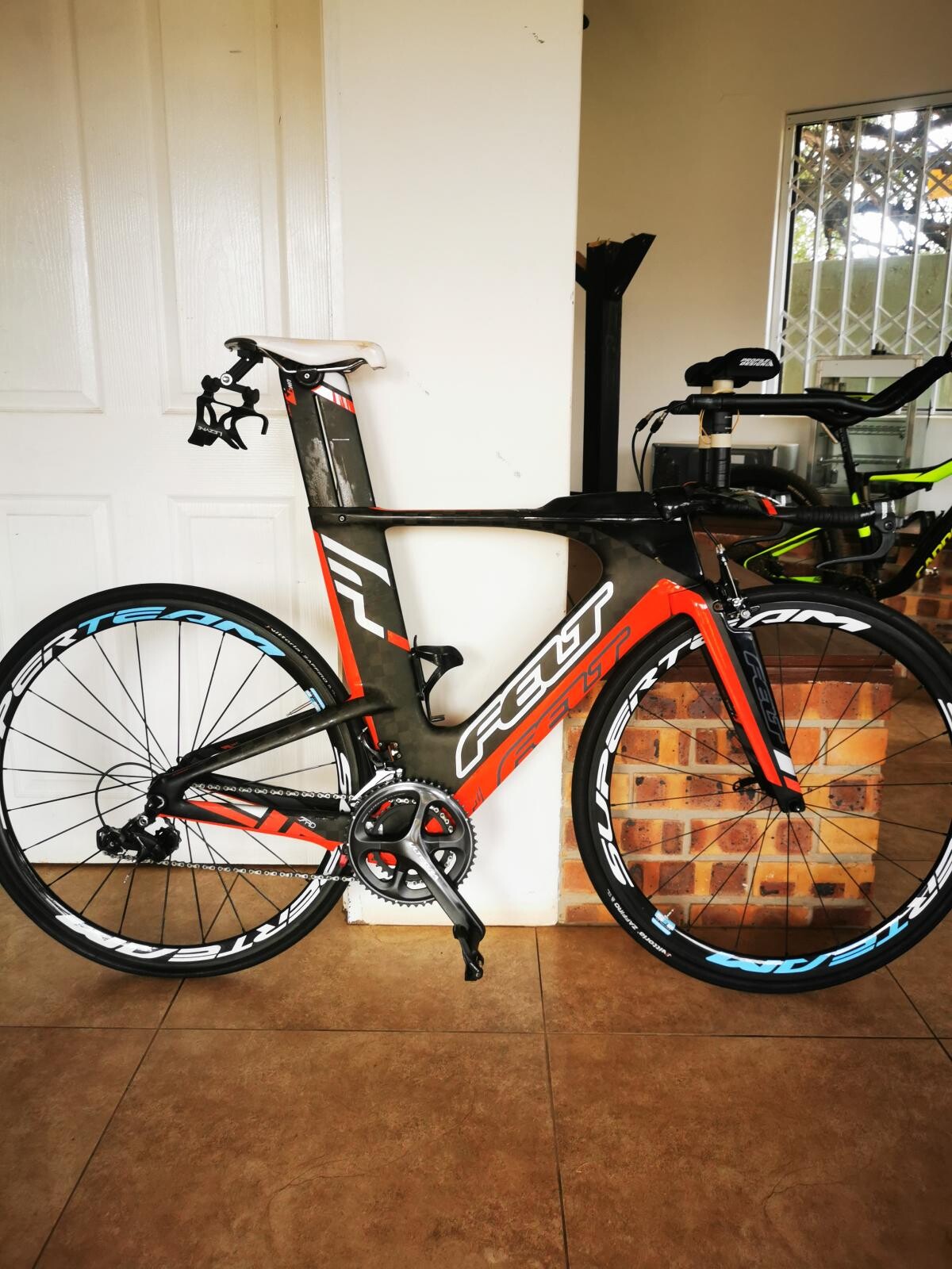 Felt frd | Triathlon & Time Trial Bikes | Bike Hub