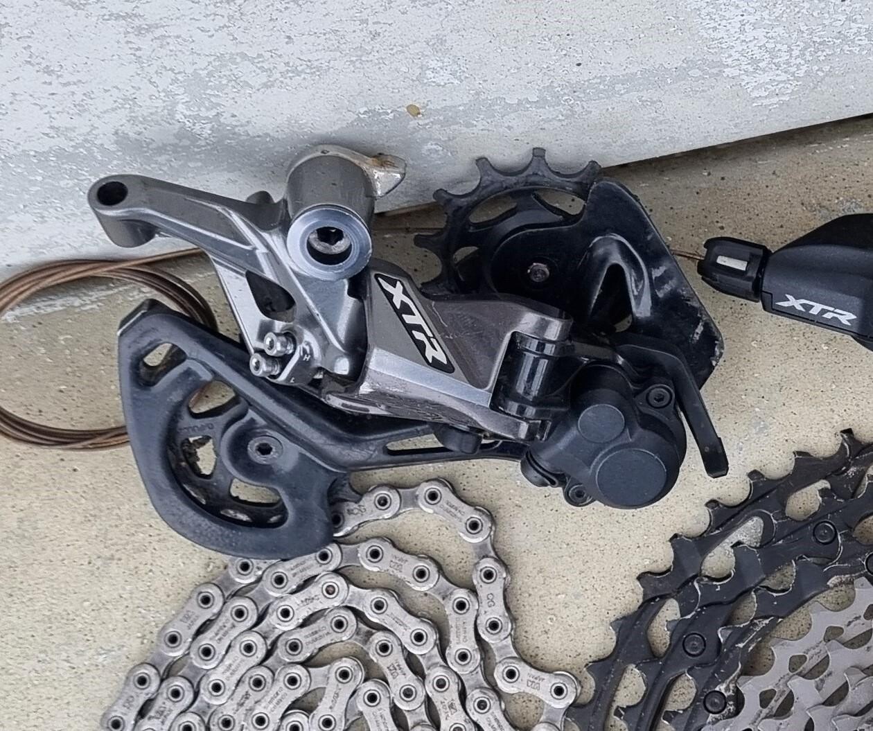 Shimano XTR M9100 Derailleur Max 45T | Complete Groupsets | Bike Hub