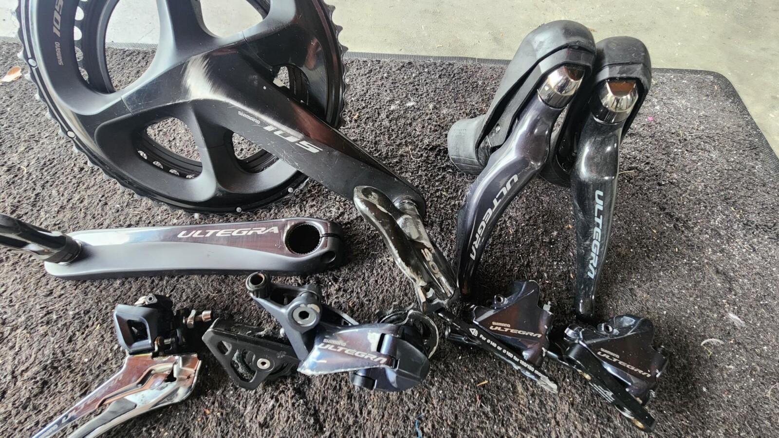 Shimano Ultegra Disc + Wheelset | Complete Groupsets | Bike Hub