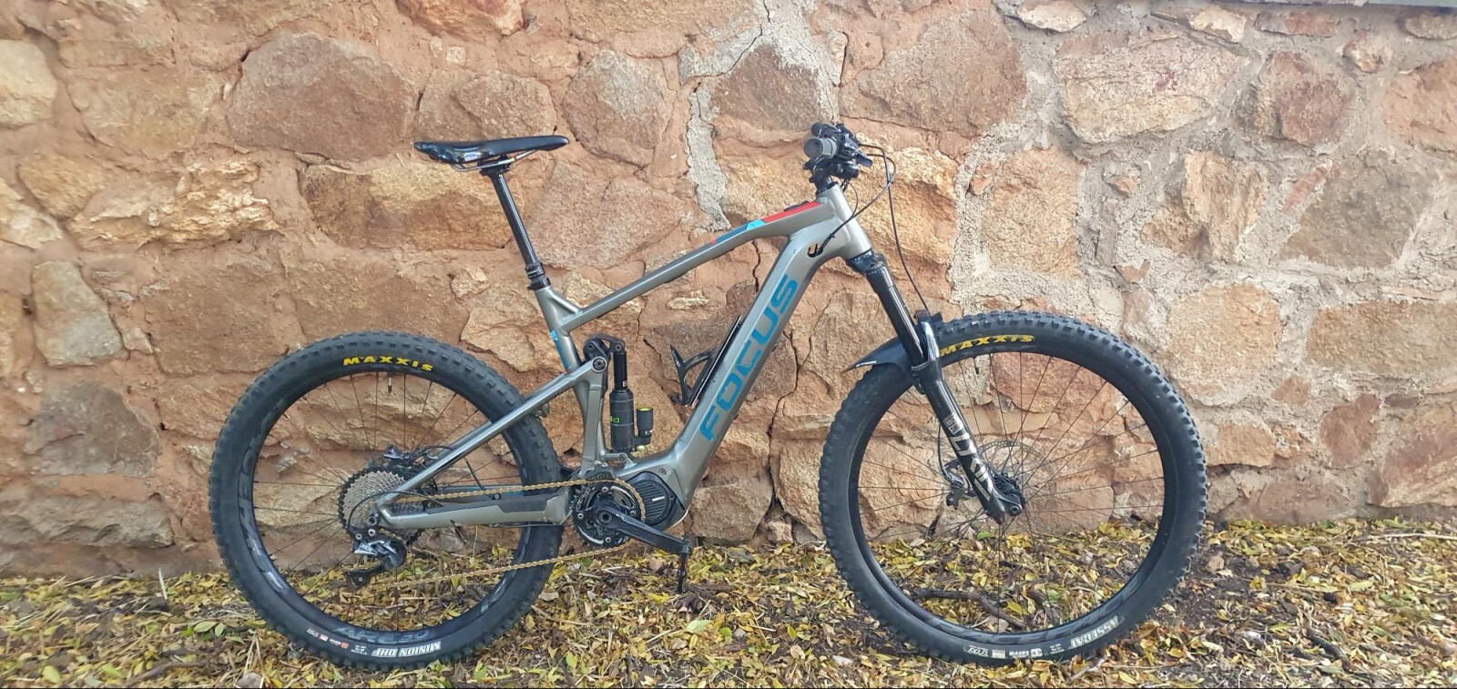 FOCUS Sam2 | Dual Suspension Mountain E-Bikes | Bike Hub