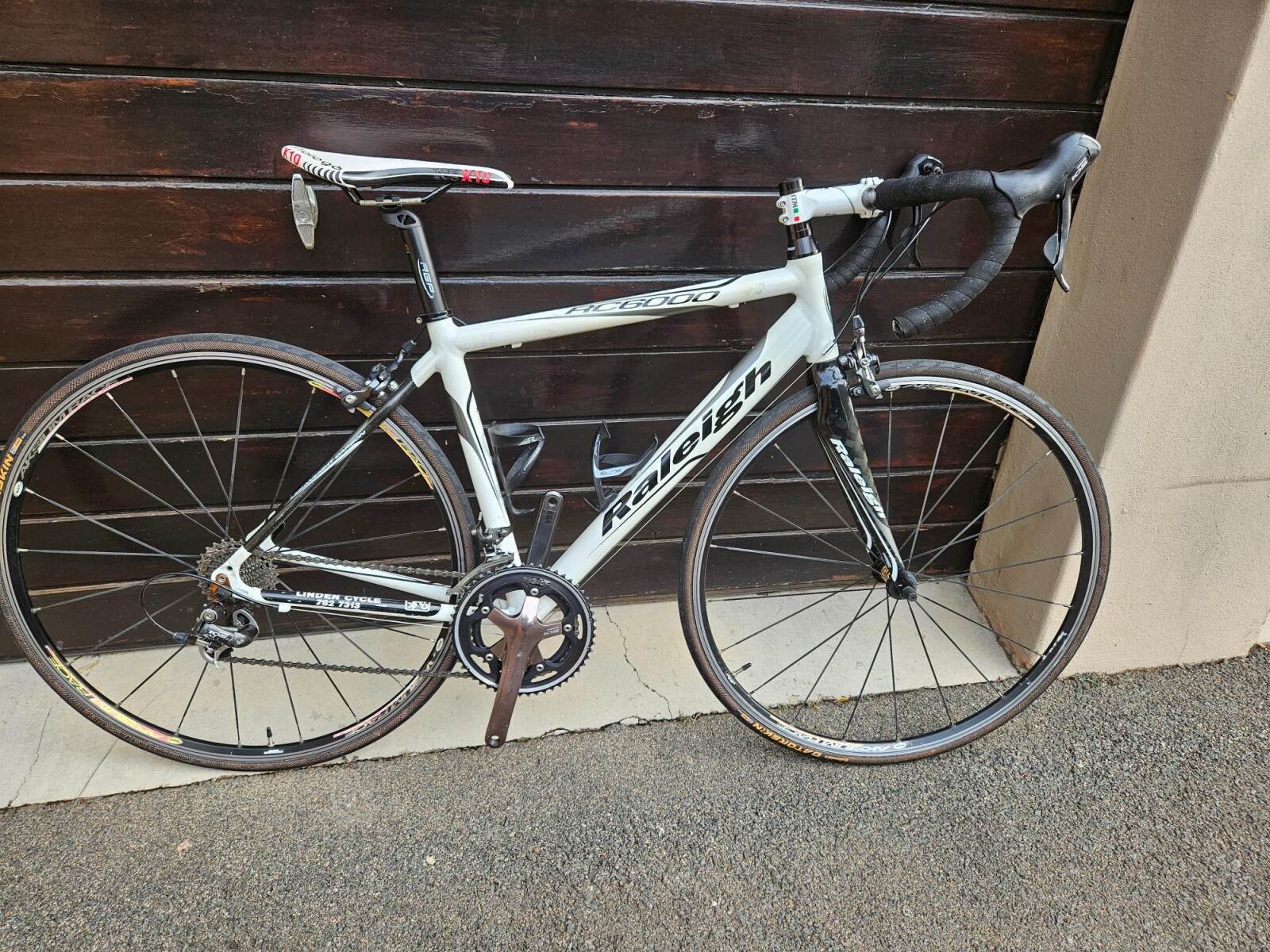 Raleigh RC6000 | Road Bikes | Bike Hub