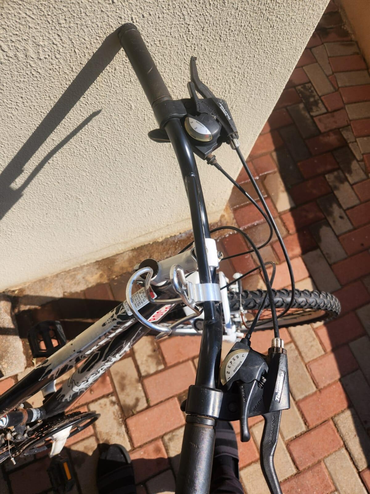 24 inch Kent mtb with front shock | Hardtail Mountain Bikes | Bike Hub