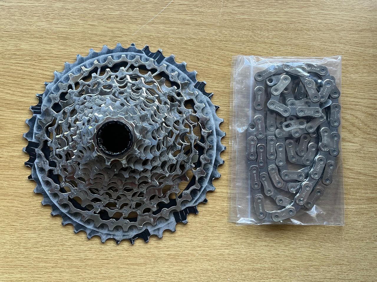 SRAM Force XPLR Cassette & Flattop Chain | Chains | Bike Hub