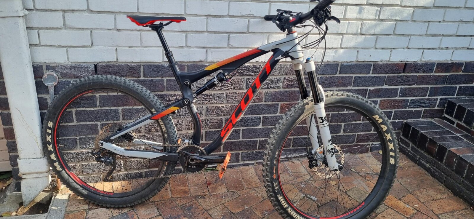 Scott Genius 720 plus | Dual Suspension Mountain Bikes | Bike Hub