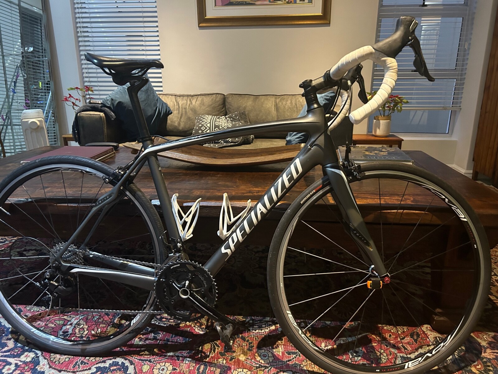 Specialized Roubaix Sport SL4 | Road Bikes | Bike Hub