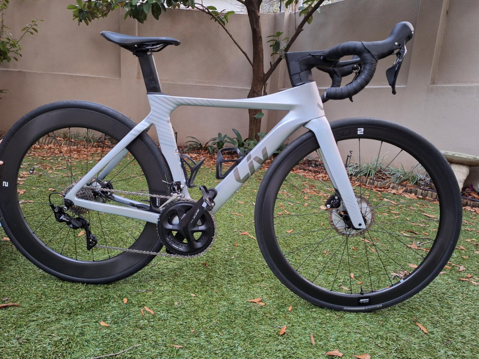 Giant Liv Envi Adv pro 2 disk | Road Bikes | Bike Hub