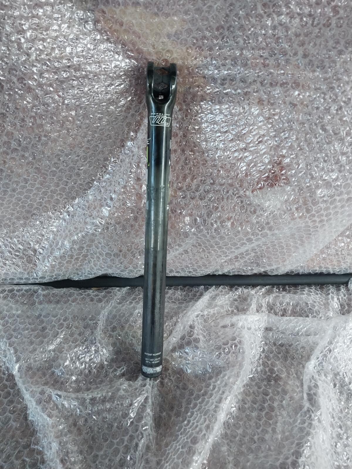 Monolink procraft carbon seat post - 27.2mm ~ R850 | Seat Posts | Bike Hub