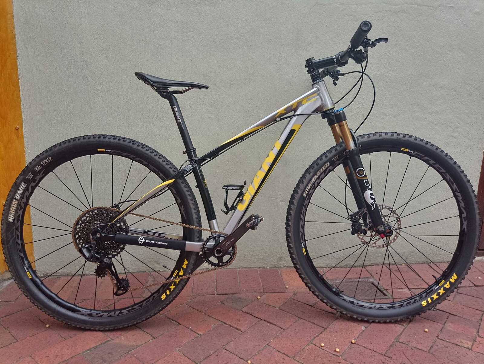 Giant XTC 29er Small | Hardtail Mountain Bikes | Bike Hub