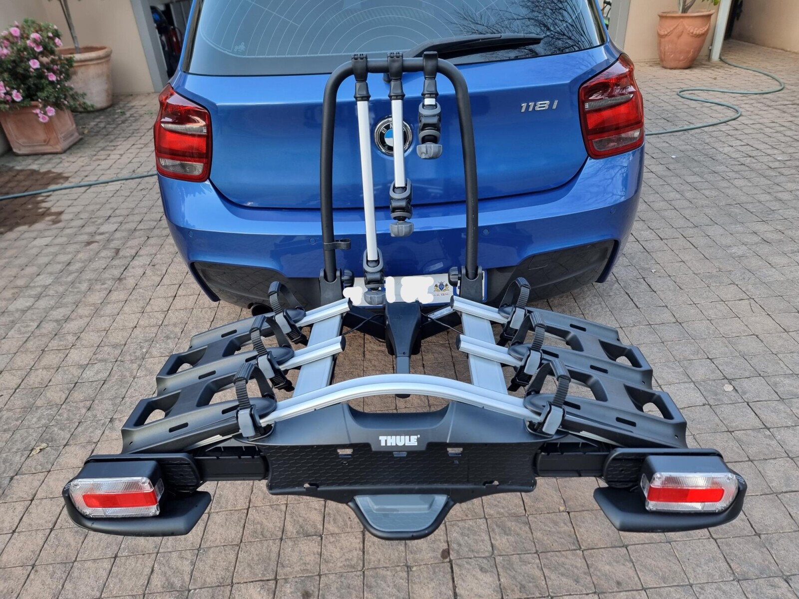 THULE VeloCompact 927 3 Bike Carrier | Bike Racks | Bike Hub