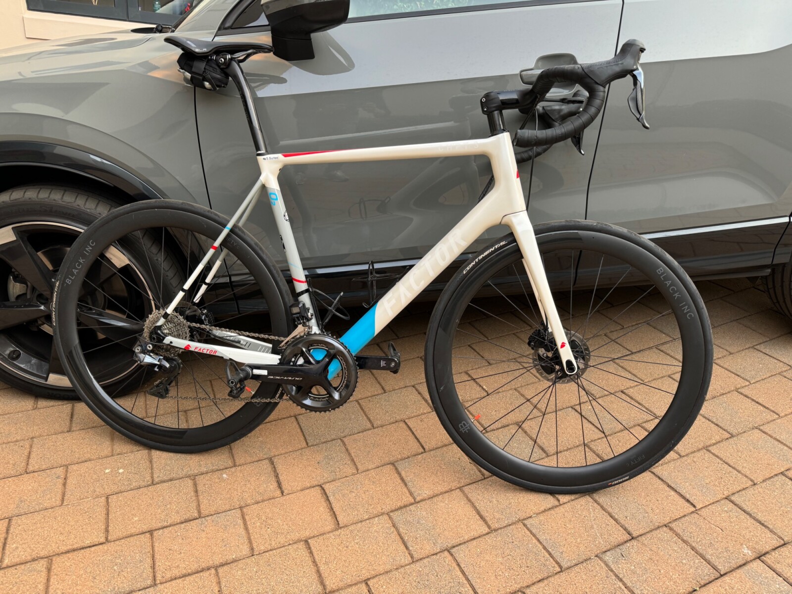 Factor O2 | Road Bikes | Bike Hub