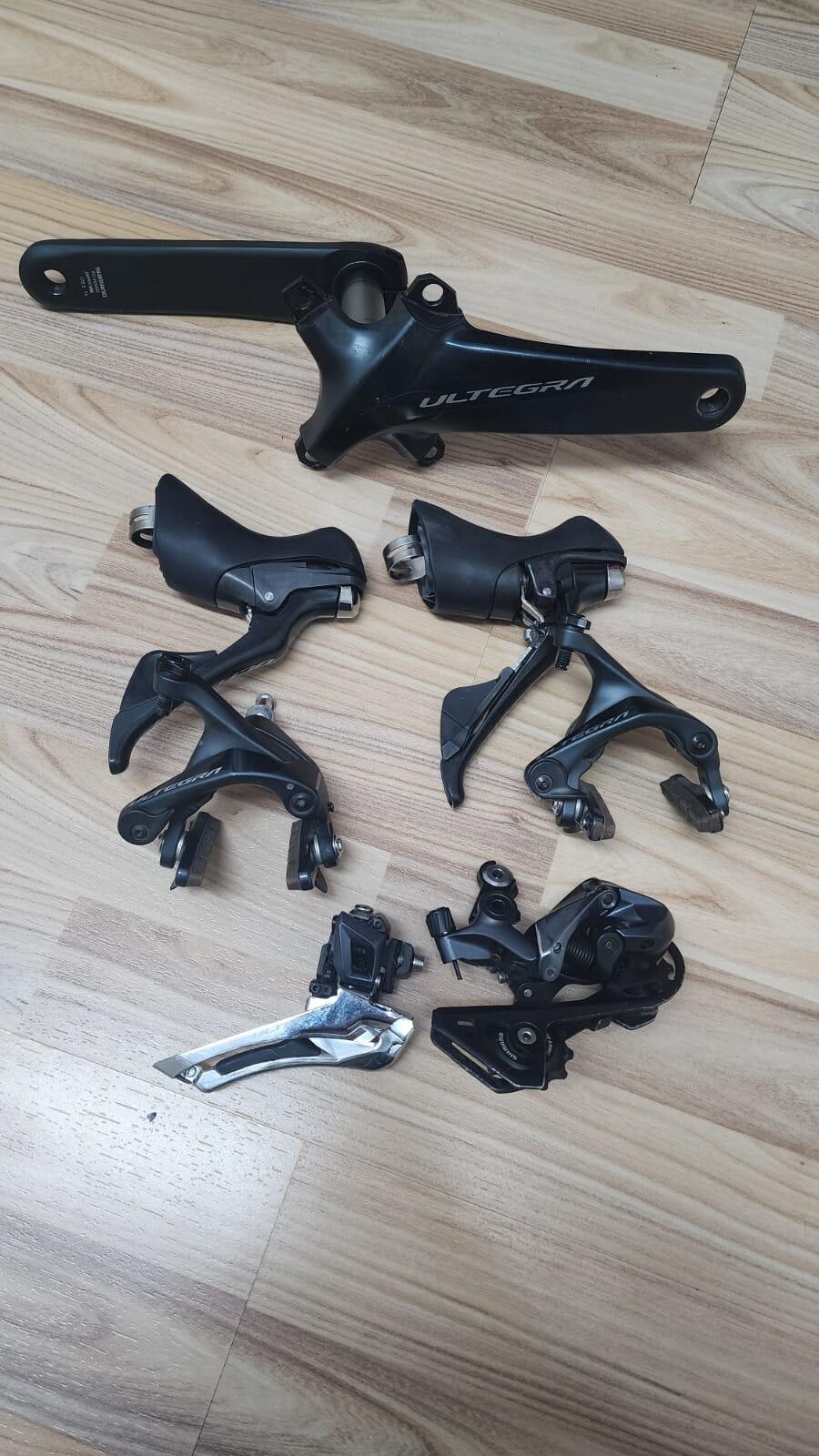 Shimano Ultegra R 8000 (rim) | Complete Groupsets | Bike Hub