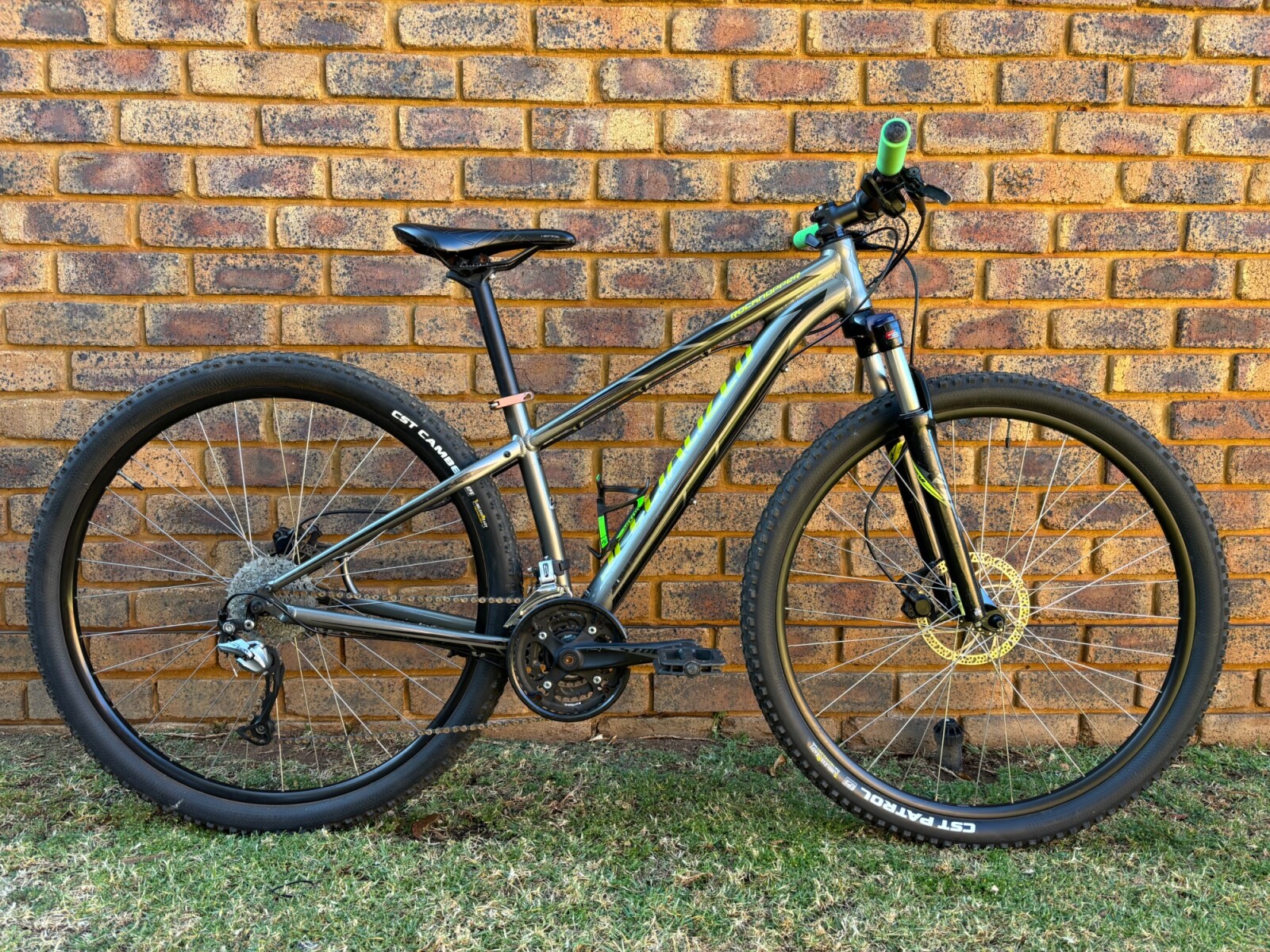 Specialized Rockhopper 29inch MTB | Hardtail Mountain Bikes | Bike Hub