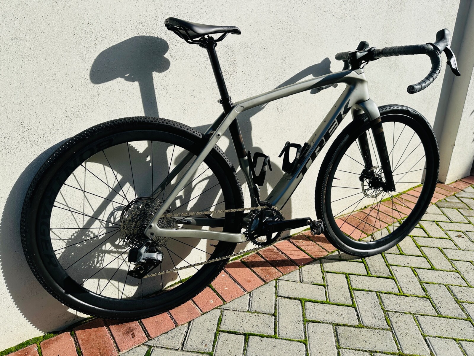 2023 Trek Checkpoint SL5 | Gravel Bikes | Bike Hub