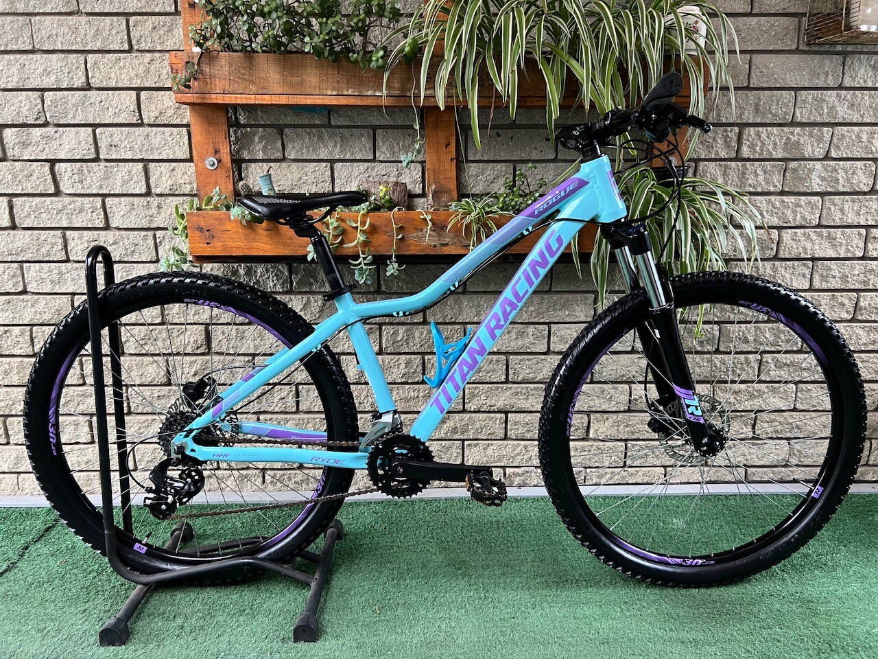 27.5 (S) TITAN LADIES MTB - HYDRAULIC DISK BRAKES | Hardtail Mountain Bikes | Bike Hub