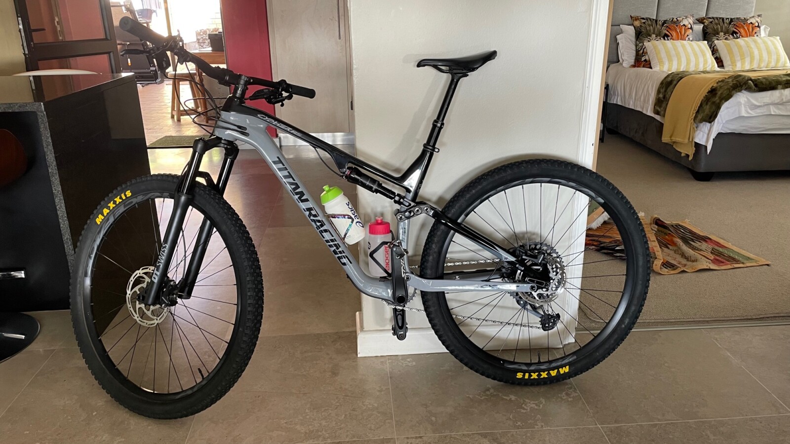 Titan Racing Cypher ltd edition | Dual Suspension Mountain Bikes | Bike Hub