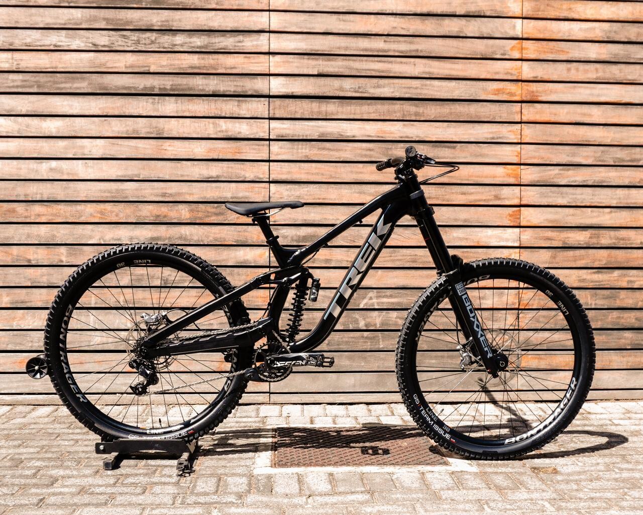 Trek Session (NEW) | Downhill Bikes | Bike Hub