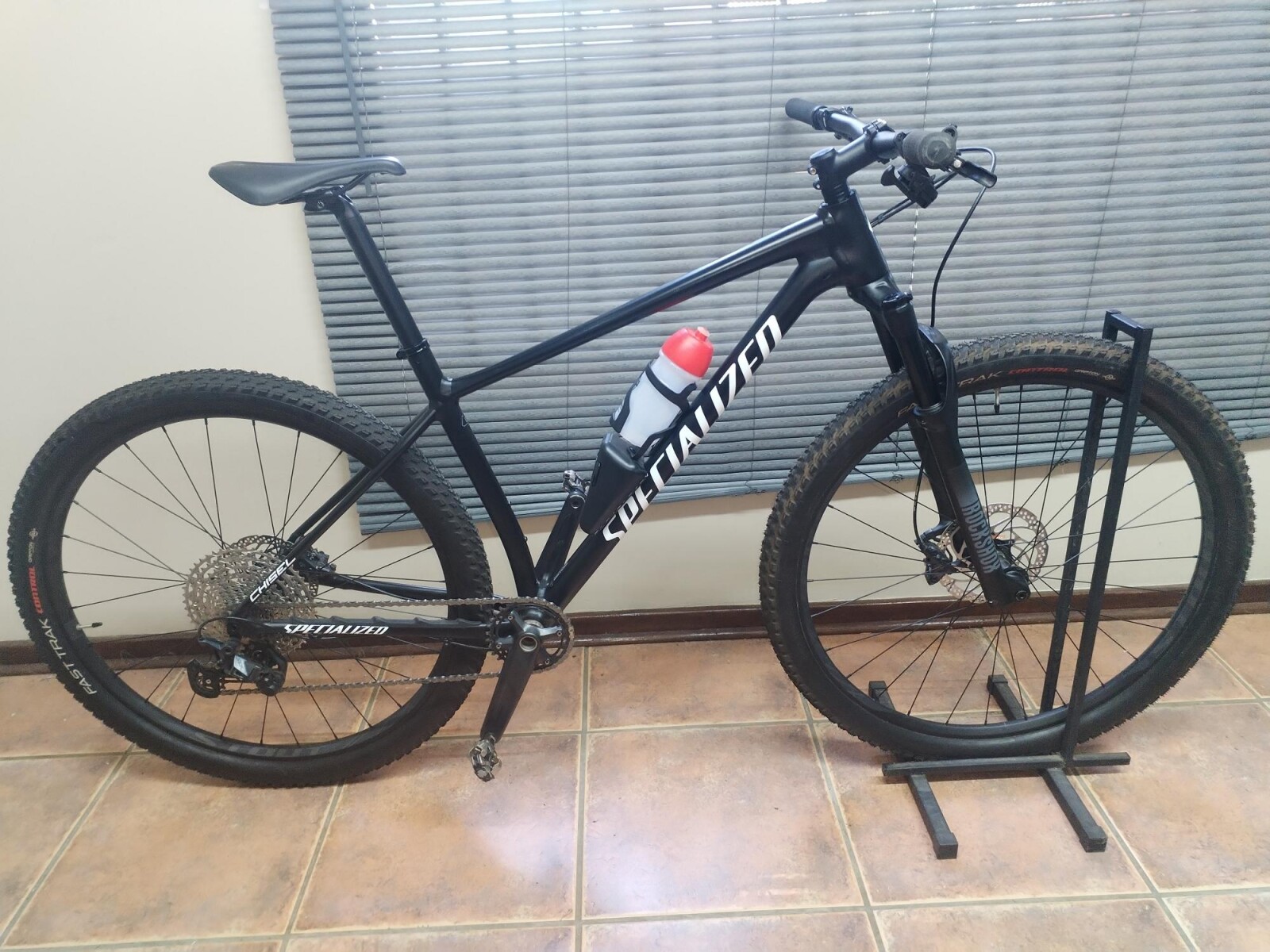 Specialized Chisel Comp - Large - As new!!! | Hardtail Mountain Bikes ...