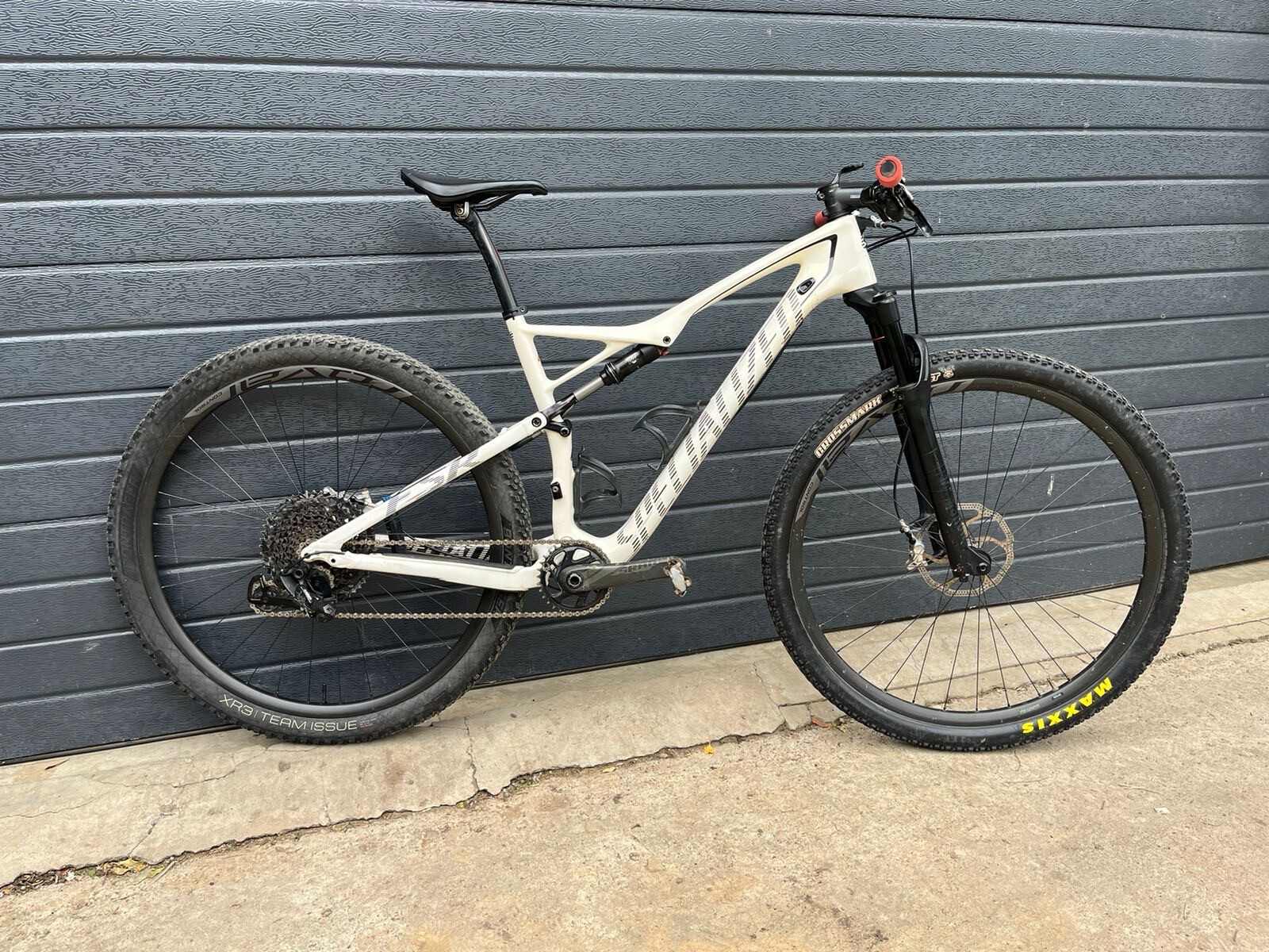 Specialized Epic Comp Carbon FSR | Dual Suspension Mountain Bikes ...