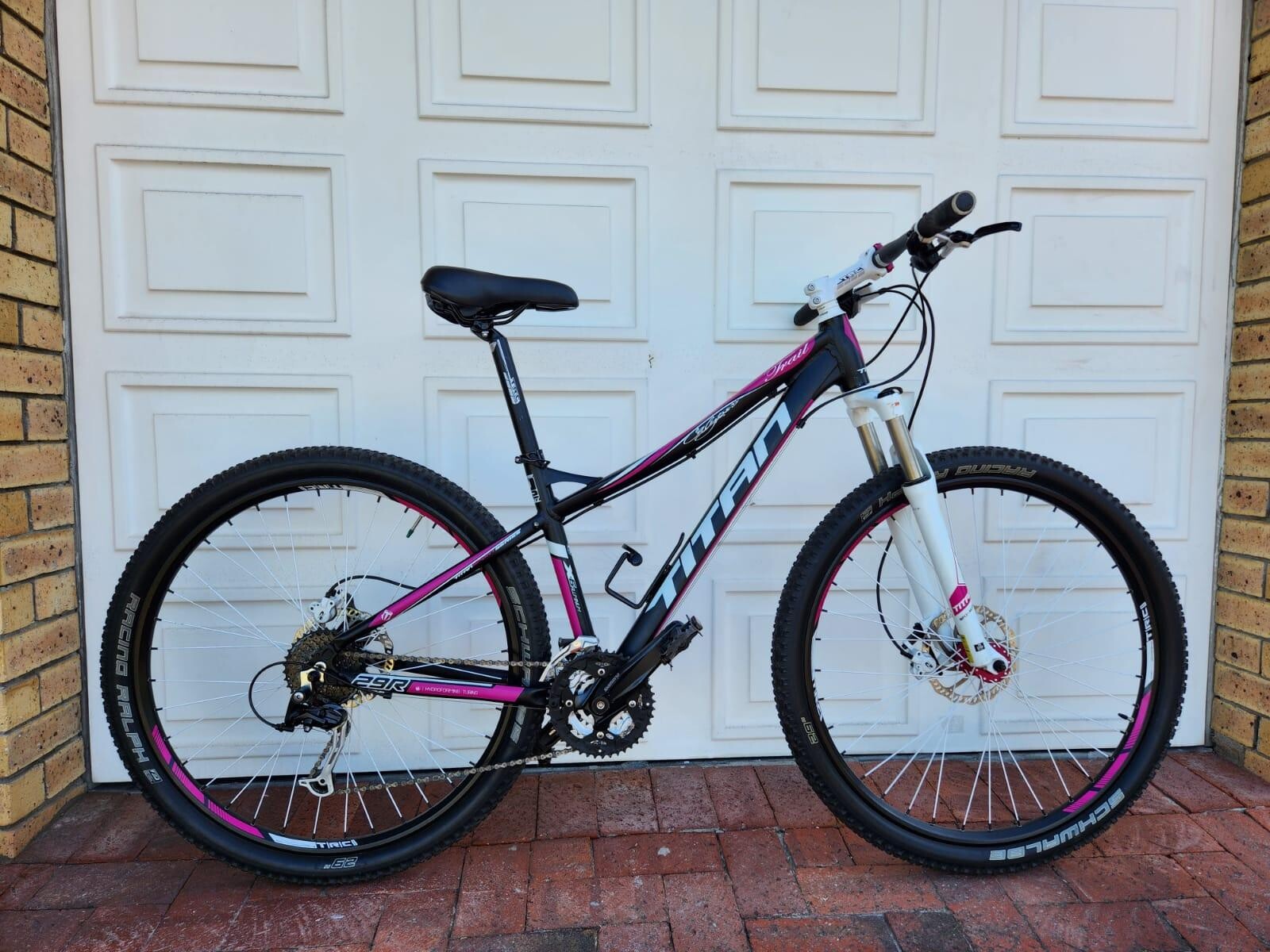 Titan Calypso Trail 29er (M) | Hardtail Mountain Bikes | Bike Hub