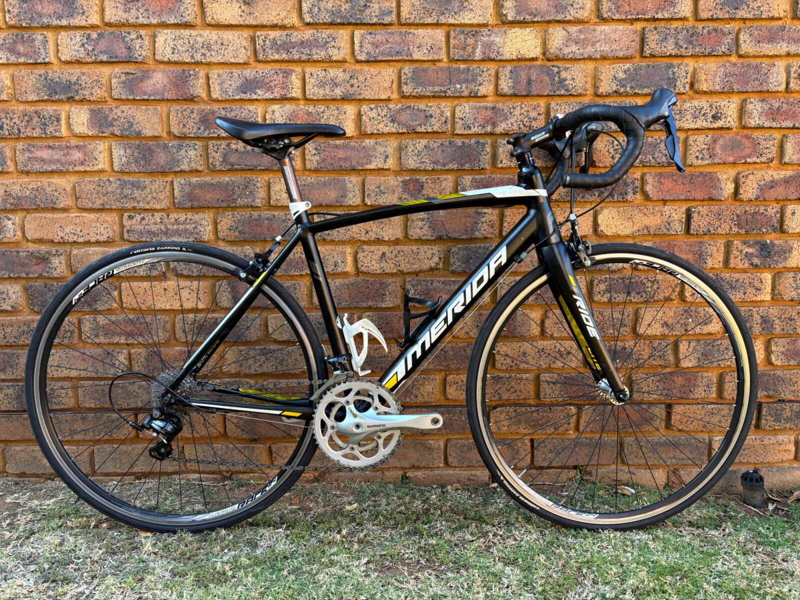 Merida Ride lite road bike | Road Bikes | Bike Hub