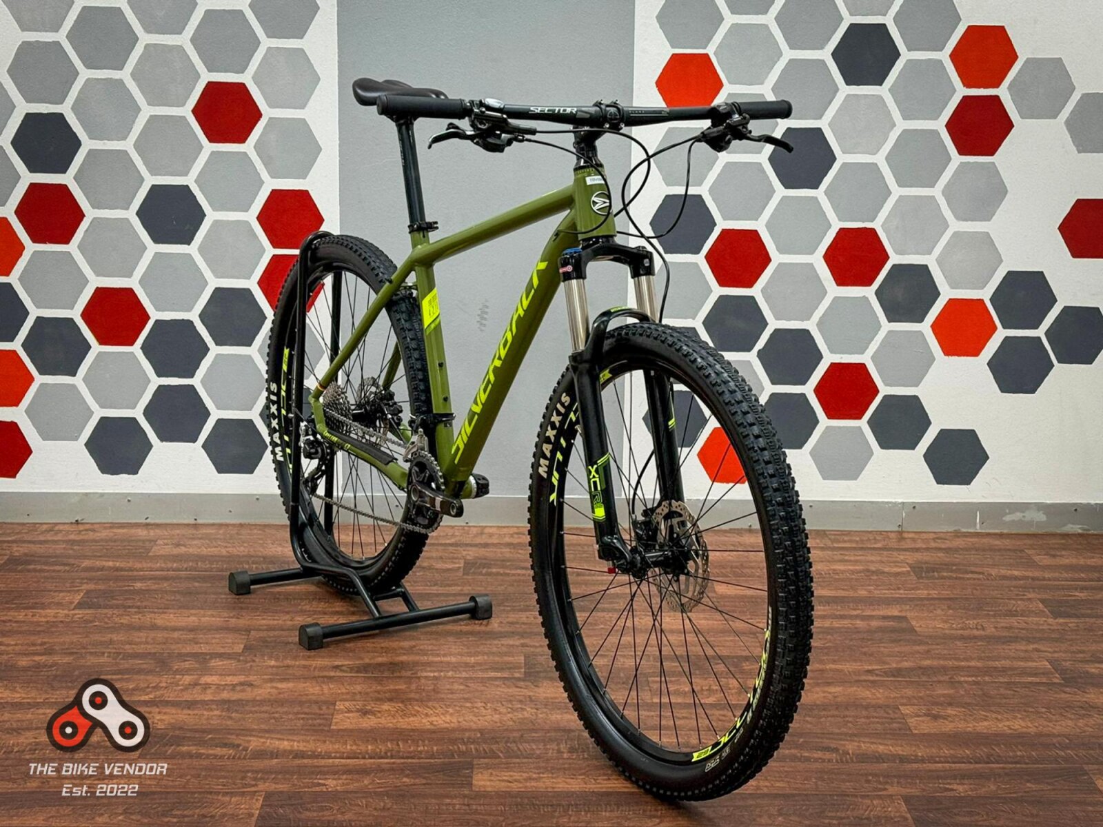 Silverback Spectra - XT - Air Fork - Hydro Discs | Hardtail Mountain ...
