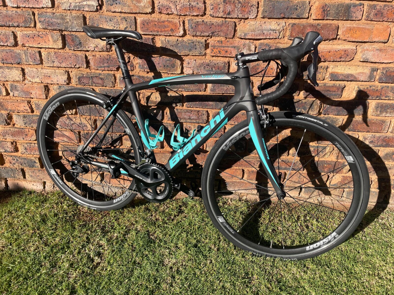 Bianchi Vertigo | Road Bikes | Bike Hub