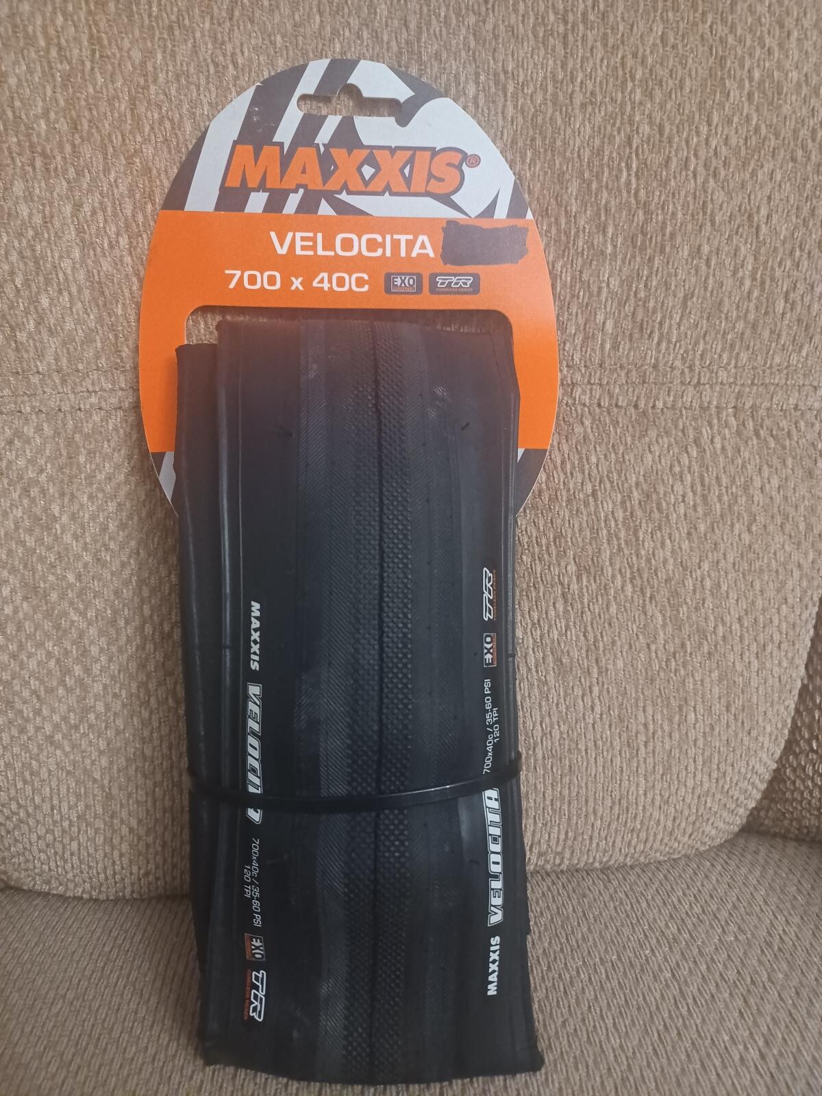 Maxxis Velocita 700x40c TR Exo | Gravel Bike Tyres | Bike Hub