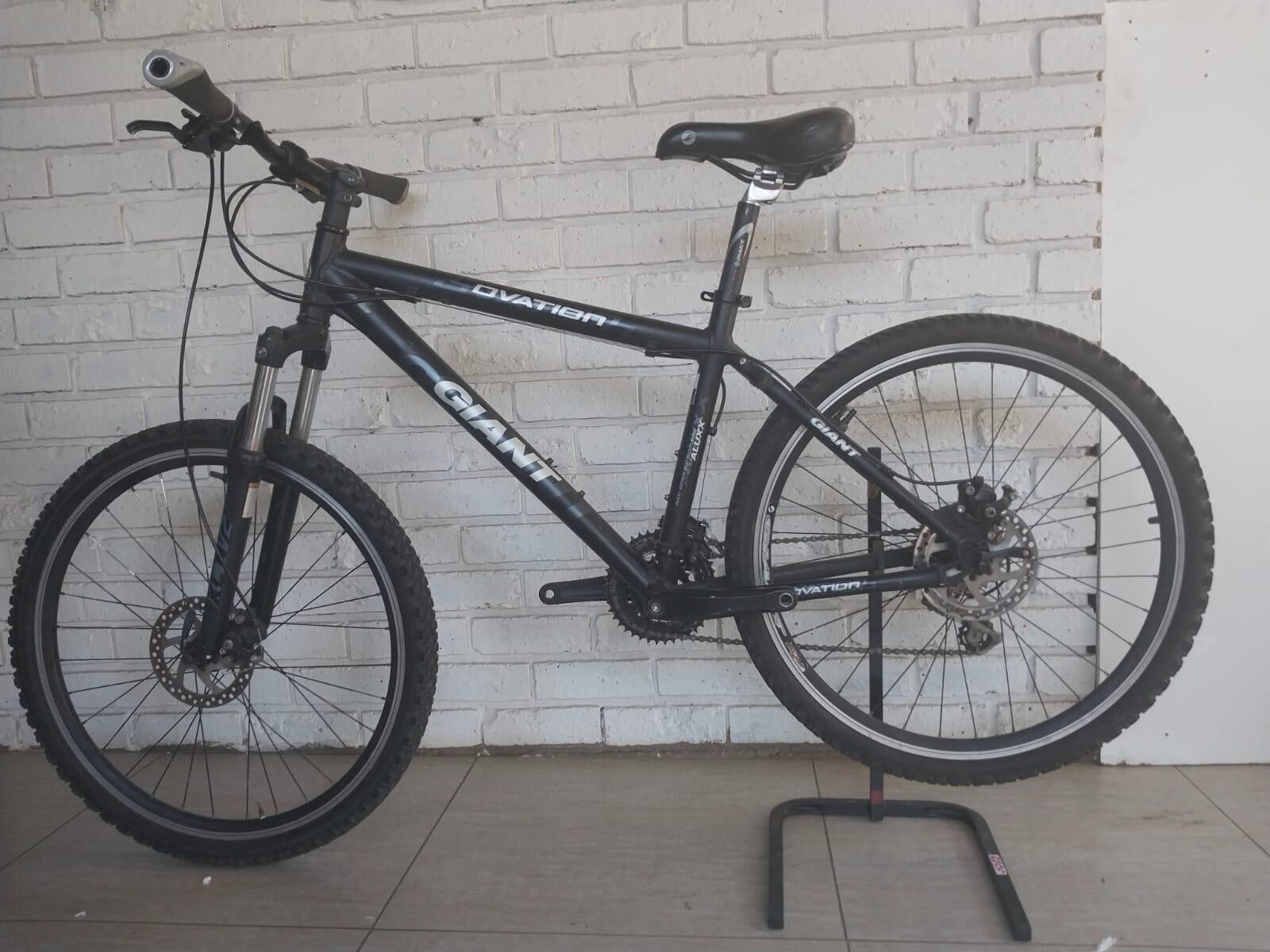 Giant Ovation- Small | Hardtail Mountain Bikes | Bike Hub