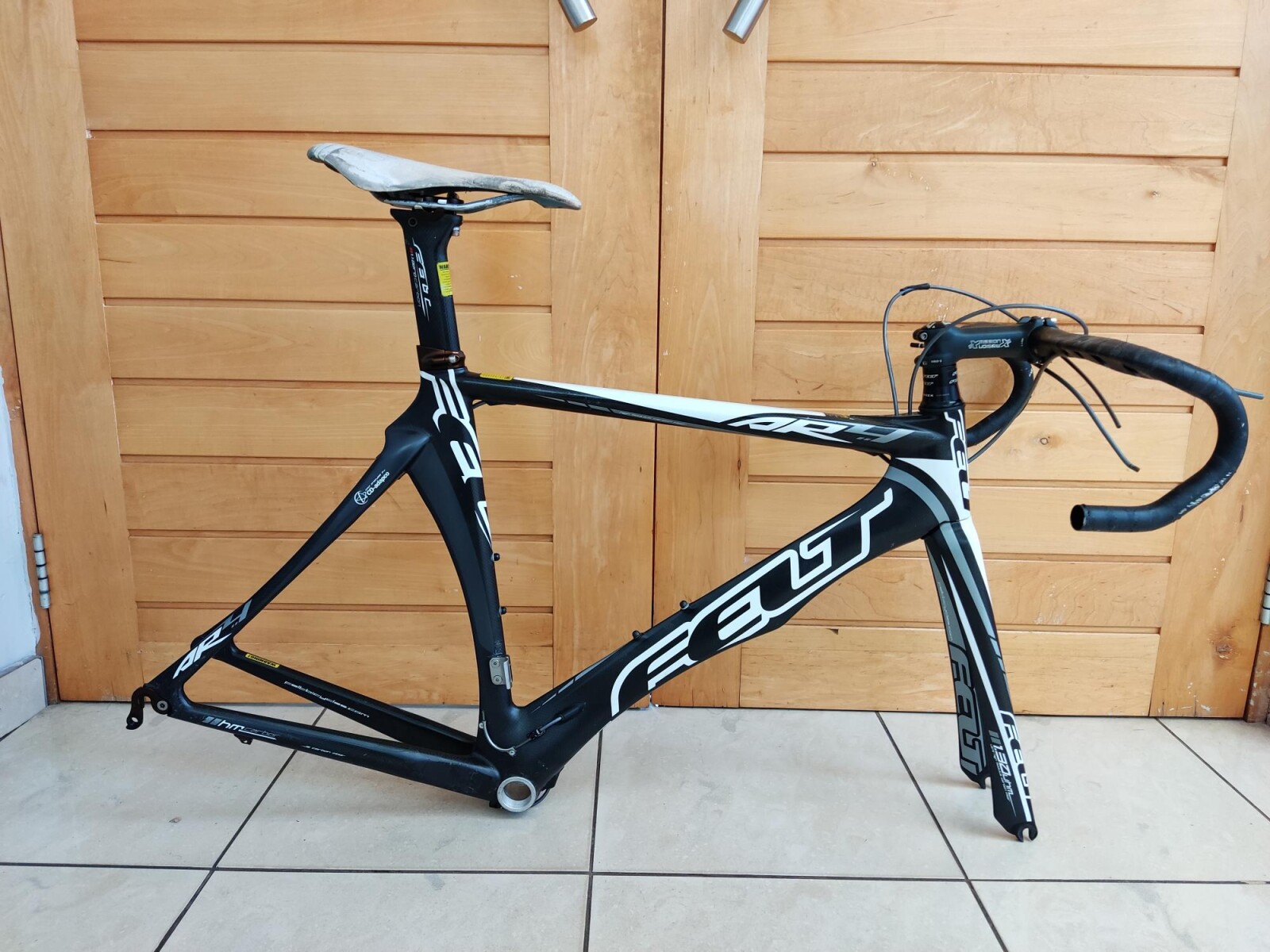 Felt Ar4 carbon Road frame / Medium | Road Bike Frames | Bike Hub