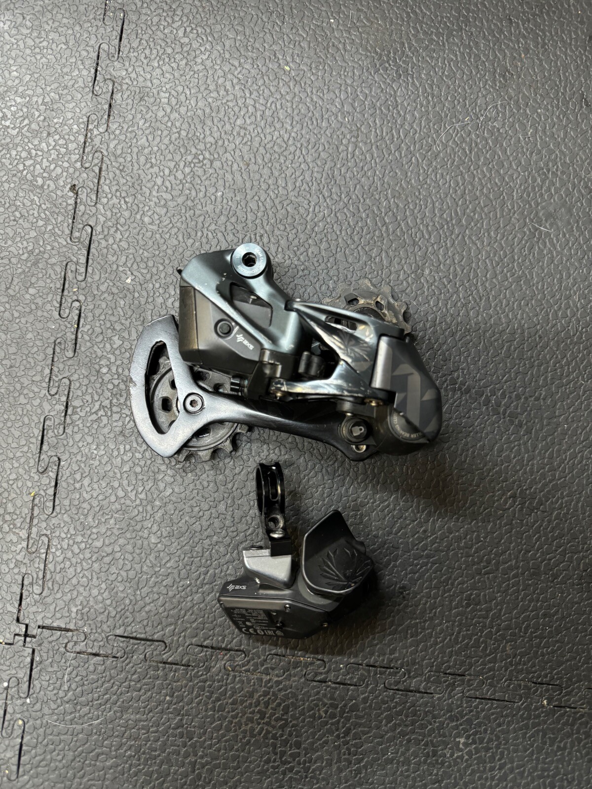 XX1 AXS Derailleur and Shifter | Rear Derailleurs | Bike Hub