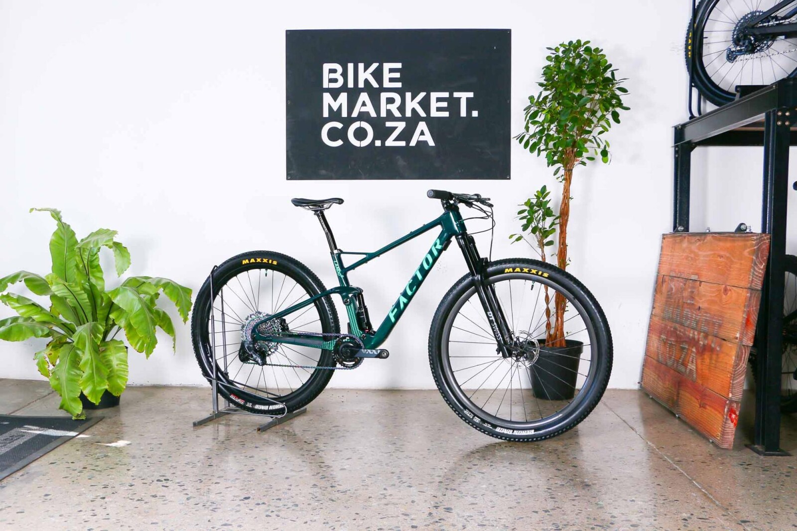 Pre-Owned Factor Lando XC (M) BM9763 (2022) | Dual Suspension Mountain ...