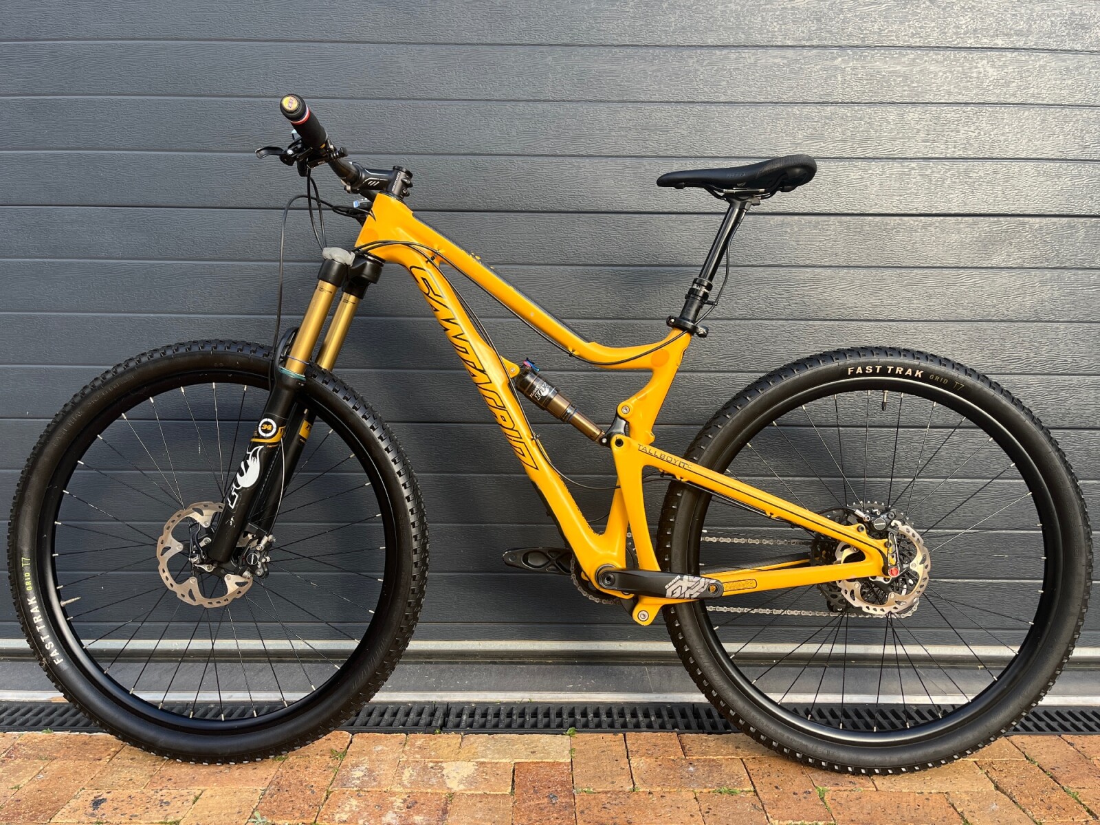 Santa Cruz Tallboy | Dual Suspension Mountain Bikes | Bike Hub