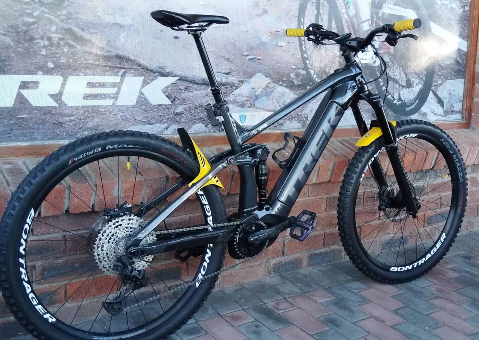 TREK Rail 7 Gen 3 | Dual Suspension Mountain E-Bikes | Bike Hub
