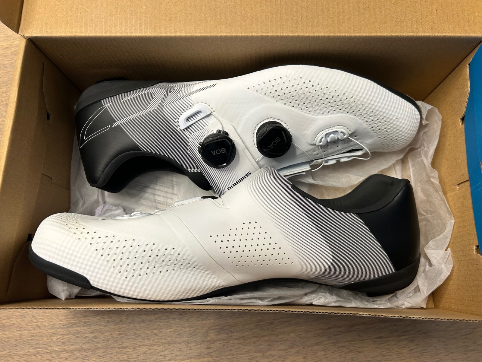 Shimano RC7 Road Shoes | Shoes | Bike Hub