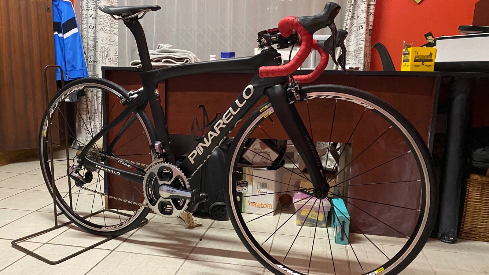 Pinarello Dogma F8 Dura-ace Di2 | Road Bikes | Bike Hub