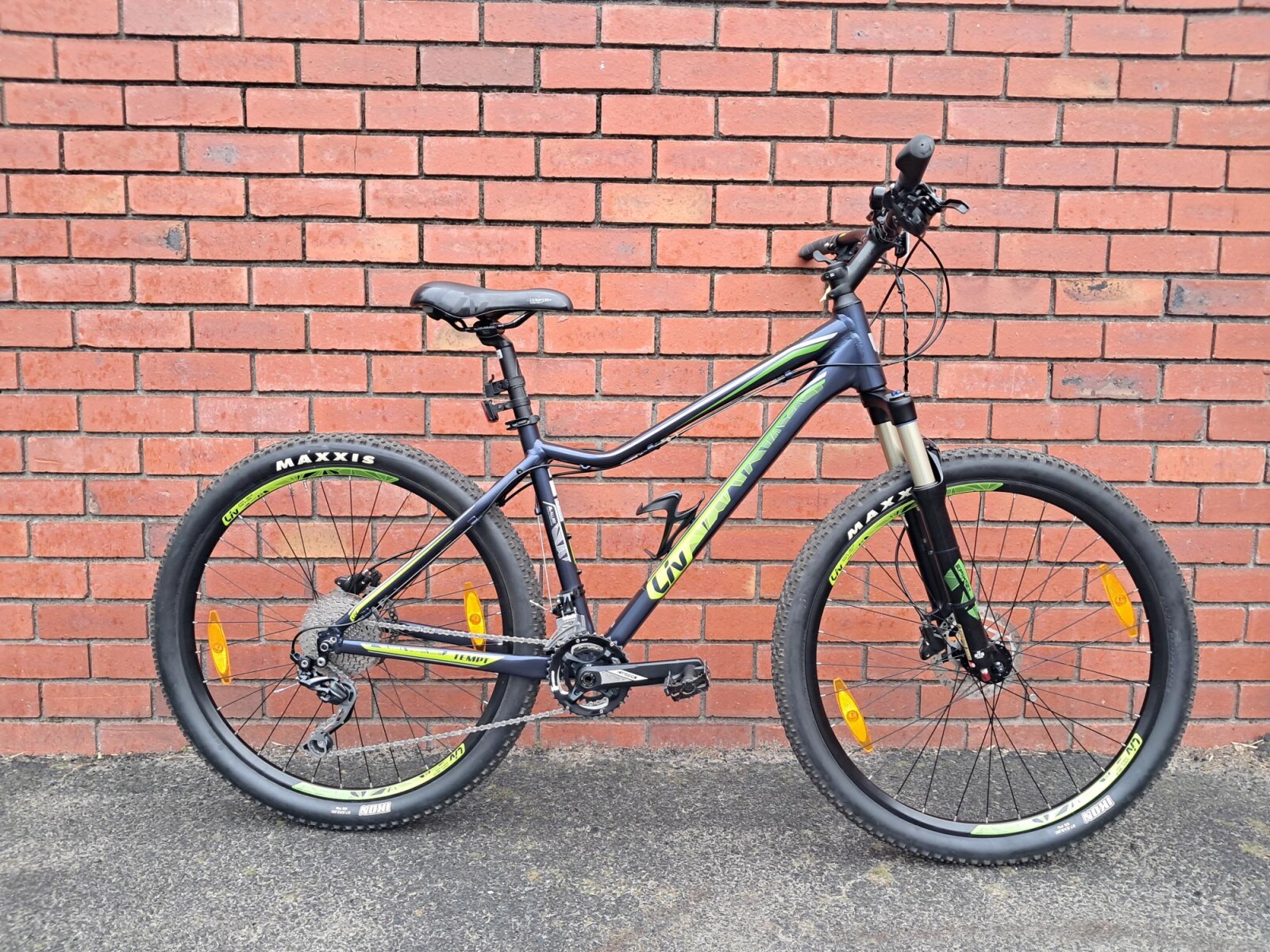 Liv Tempt 2 | Hardtail Mountain Bikes | Bike Hub