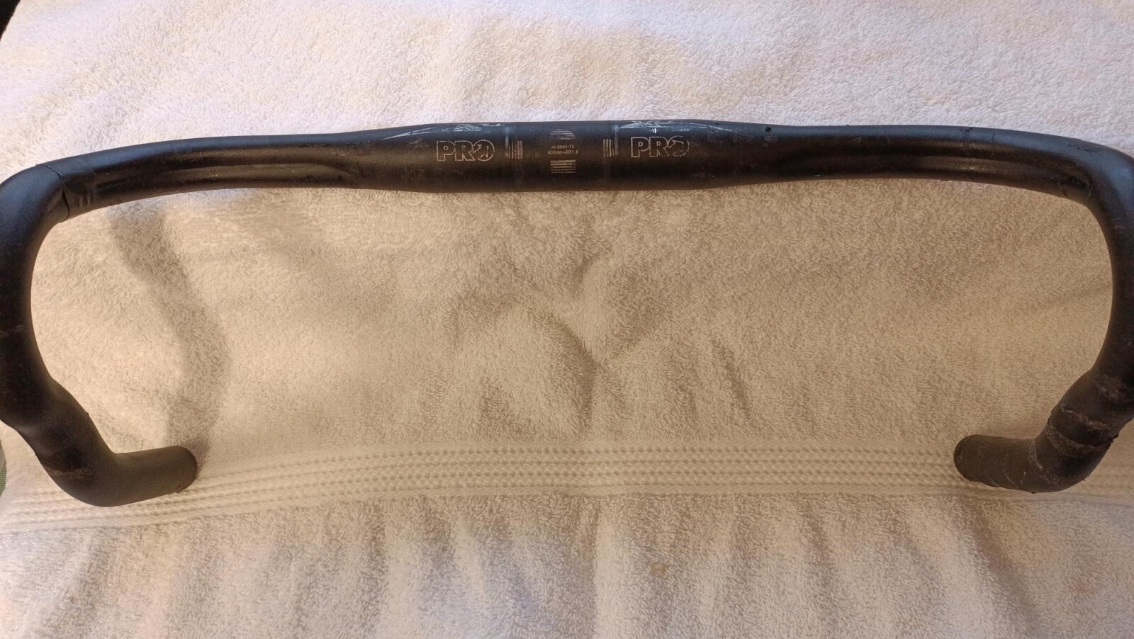 Pro handlebars | Handlebars | Bike Hub