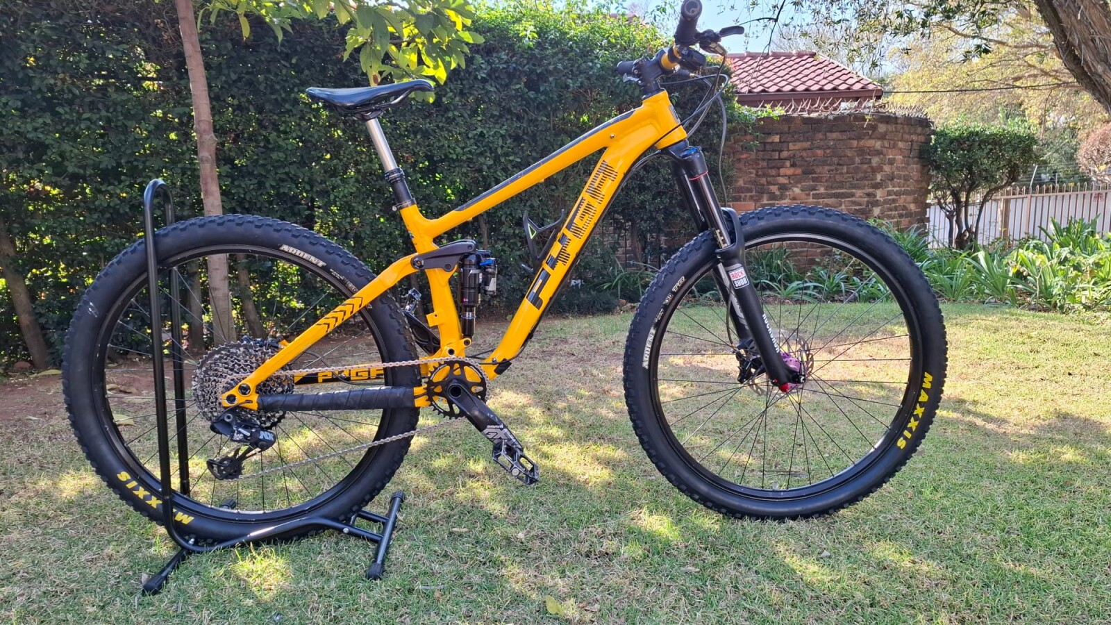 Pyga Pascoe 140 | Dual Suspension Mountain Bikes | Bike Hub