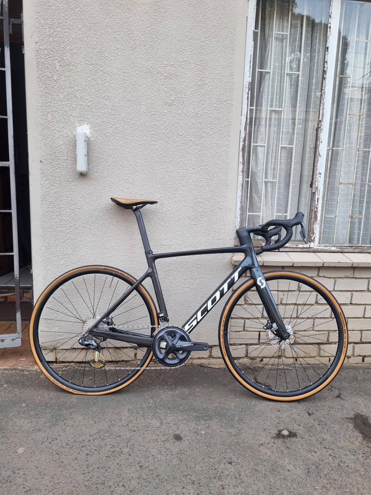 Scott Addict RC PRO | Road Bikes | Bike Hub