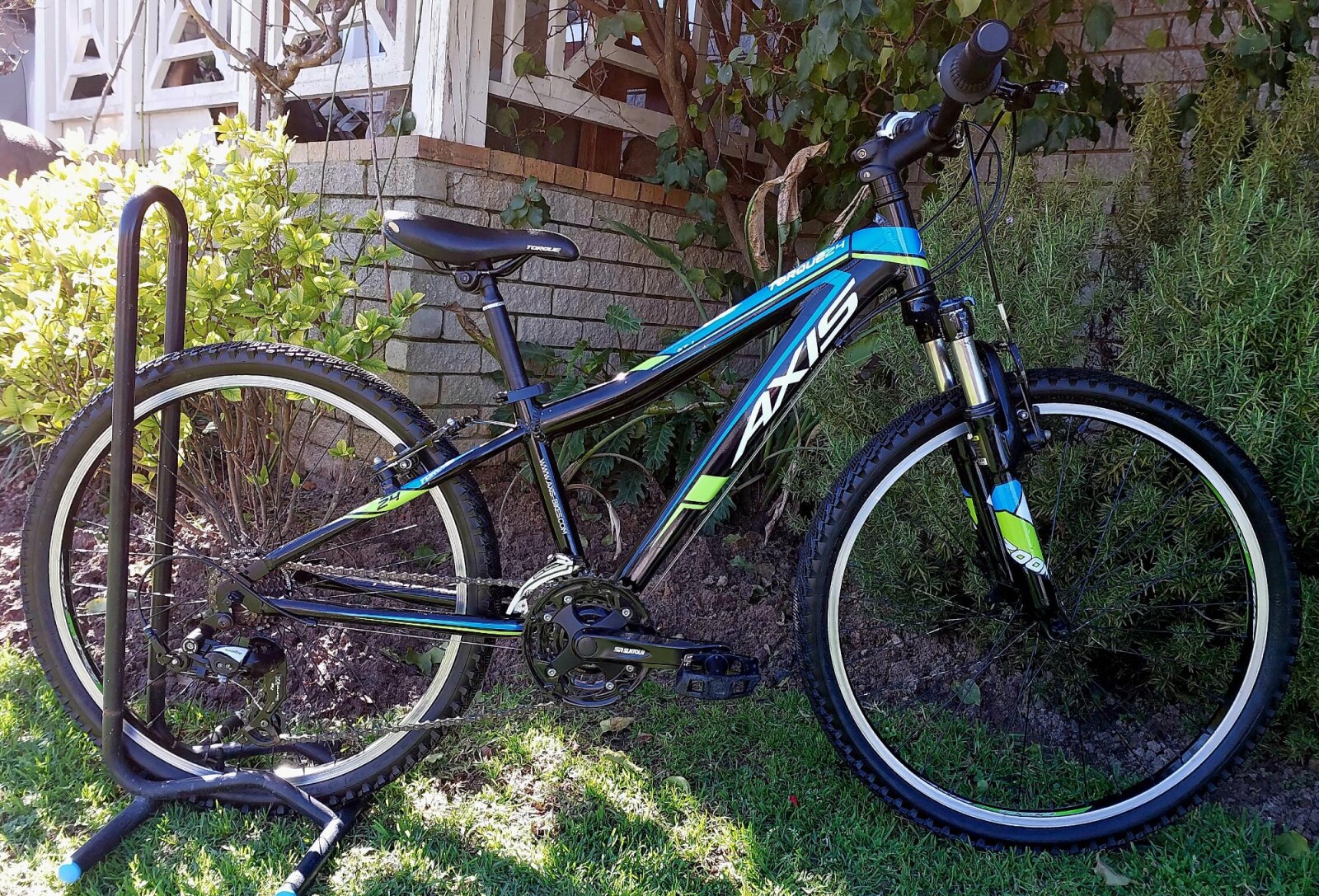 AXIS TORQUE 24" MOUNTAIN BIKE | Kids Bikes | Bike Hub