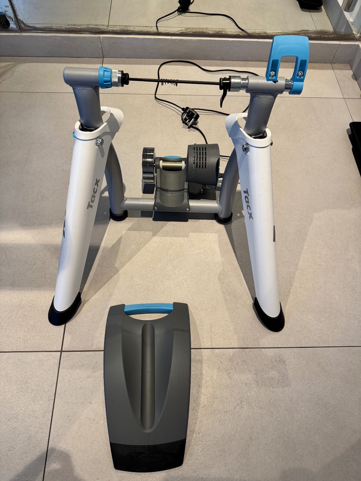 TACX Flow Smart Trainer | Indoor Trainers & Accessories | Bike Hub