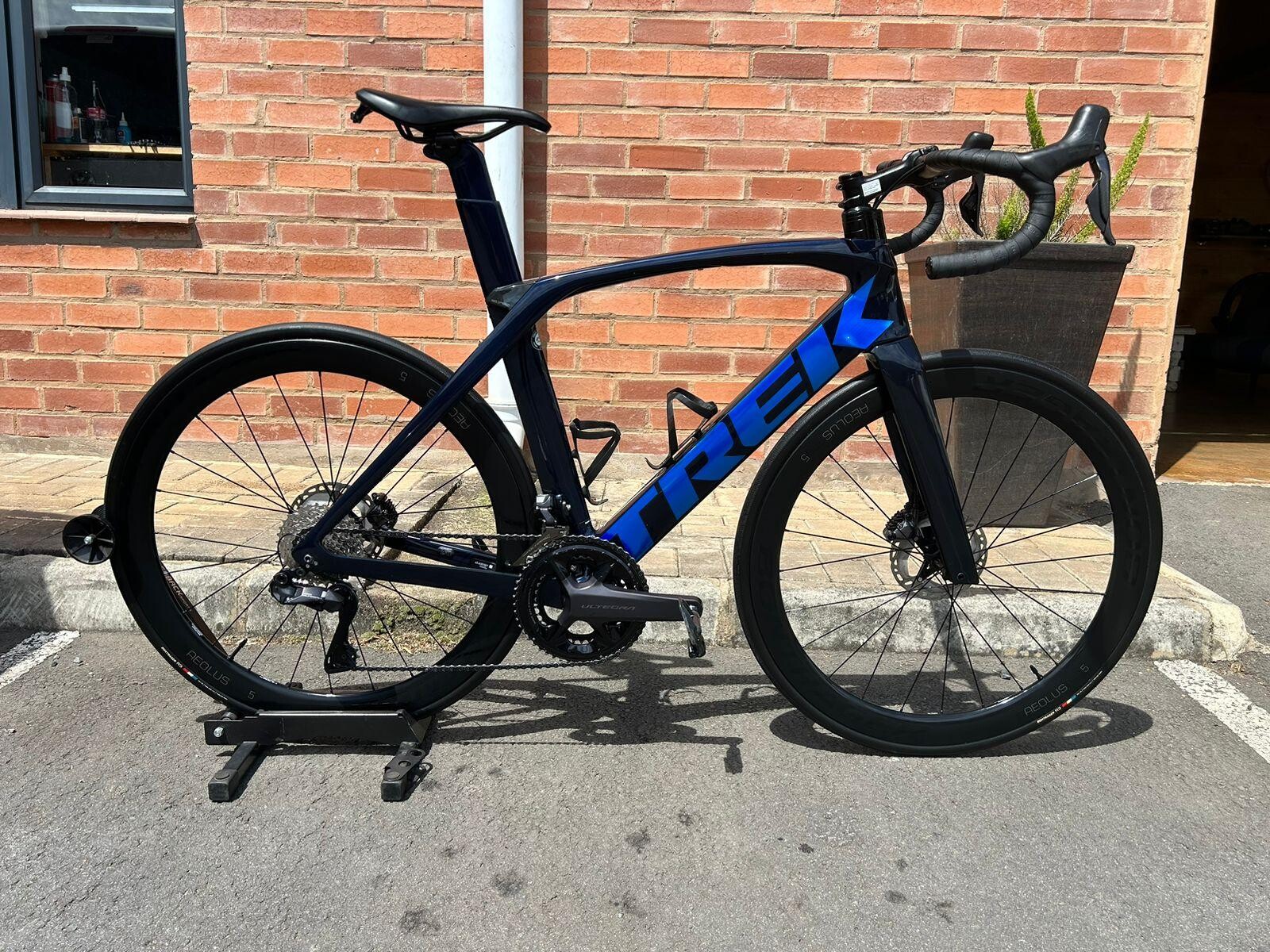 2022 Trek Madone SL7 Gen 6 | Road Bikes | Bike Hub