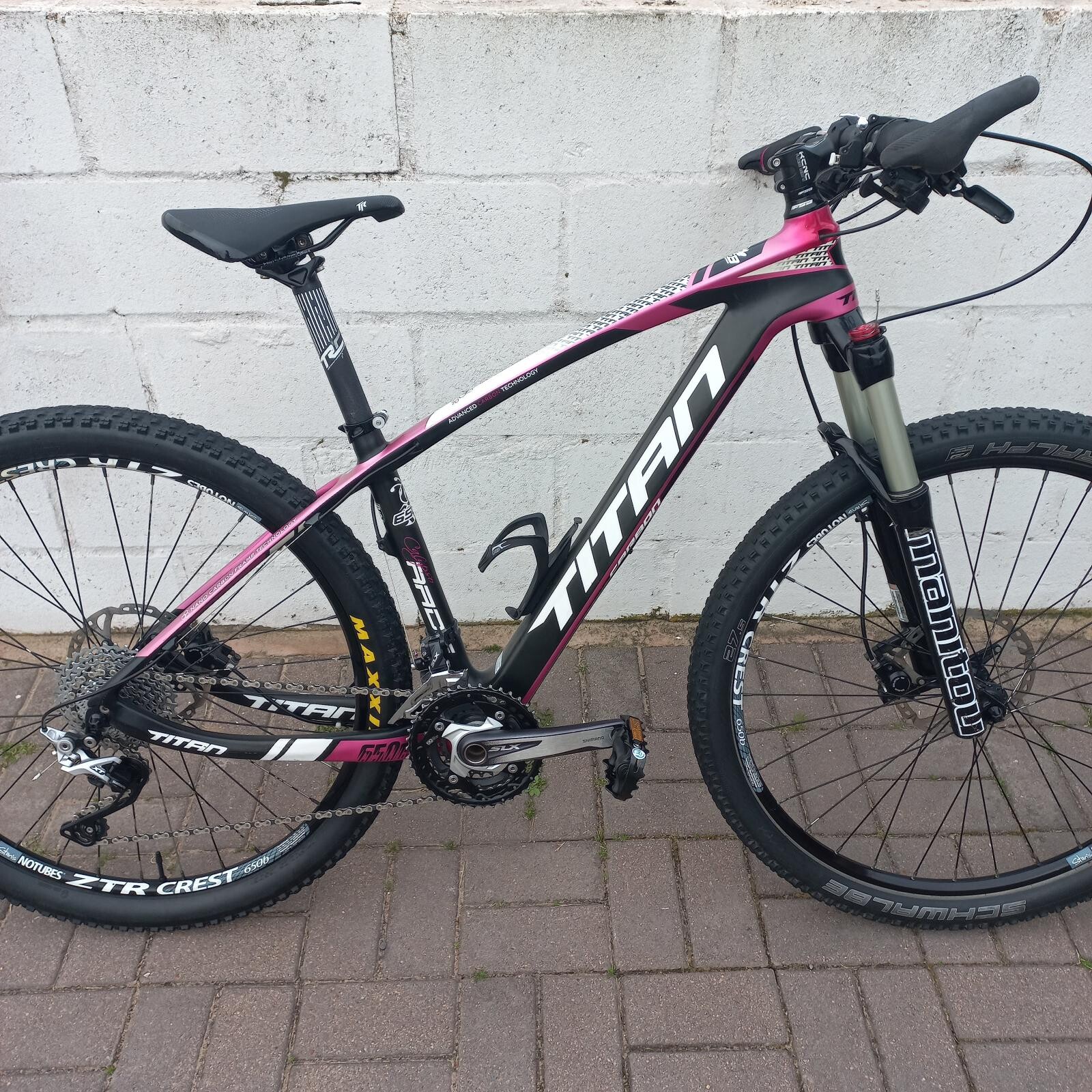 Beautiful, Carbon, TITAN Calypso 650 | Hardtail Mountain Bikes | Bike Hub