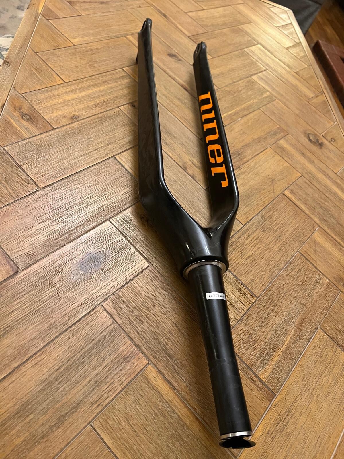 NINER Rigid Carbon Fork (9mm|carbon) | Mountain Bike Forks | Bike Hub